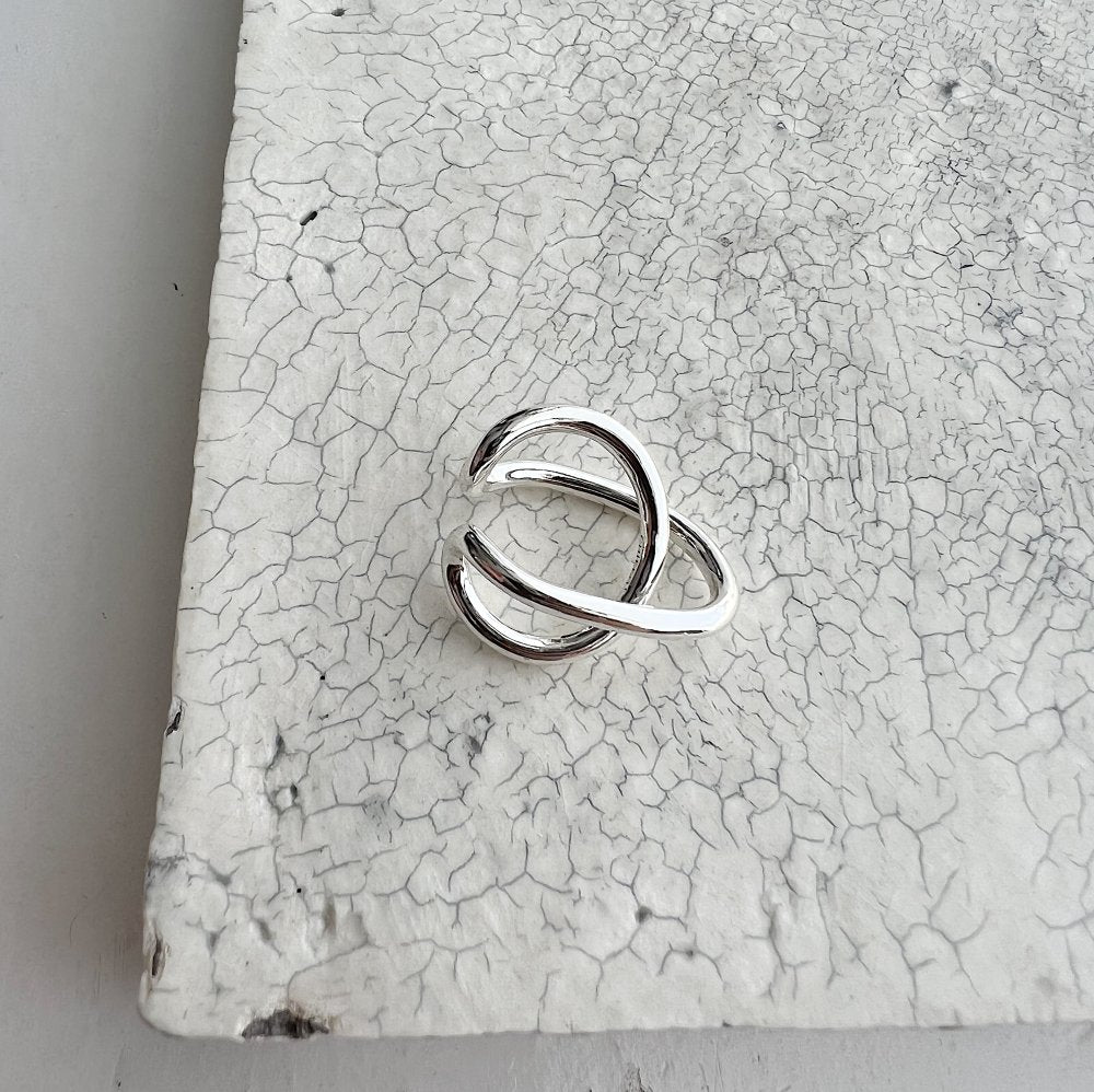 loop earcuff｜CHIEKO+(チエコプラス)公式通販